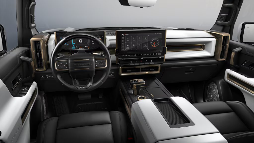 2024-hev-suv-interior-lunar-horizon-1-1920x1080 - Leamington GM